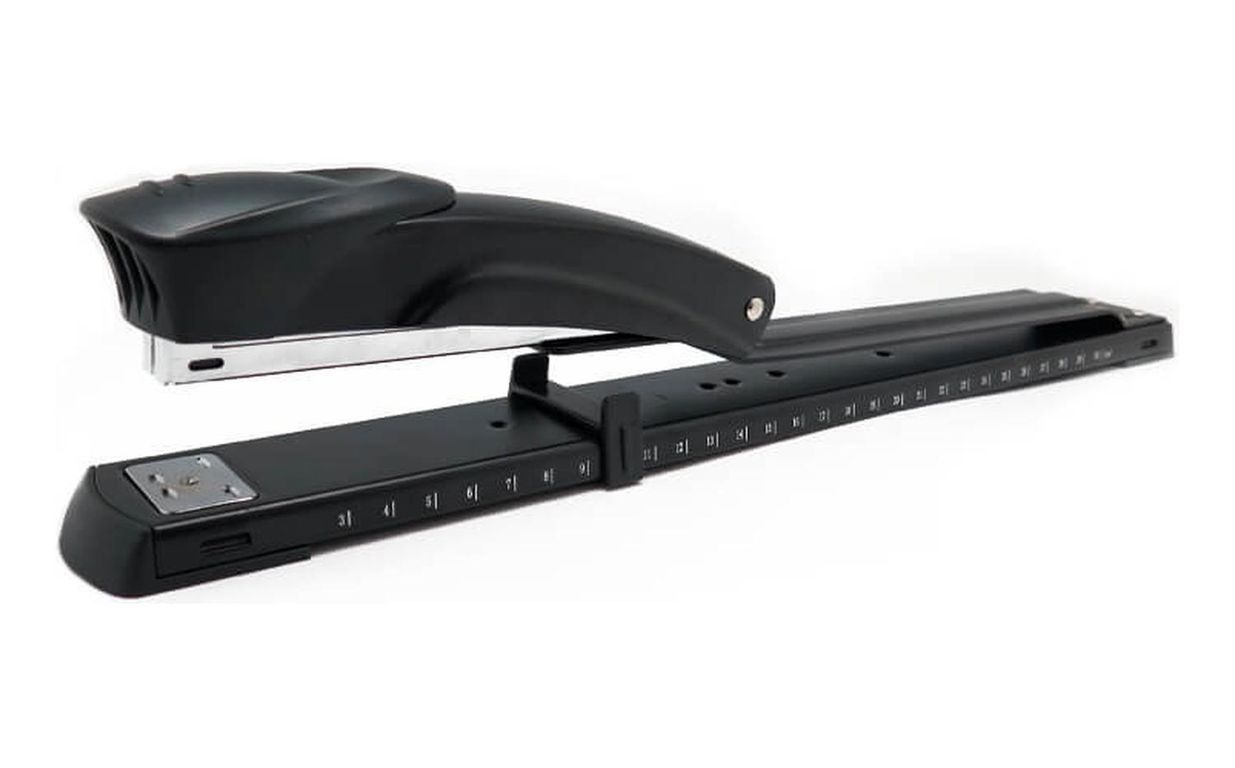 Corchetera Metálica Largo Alcance 30 Cm. Hand. Brazo Largo | Sodimac Chile