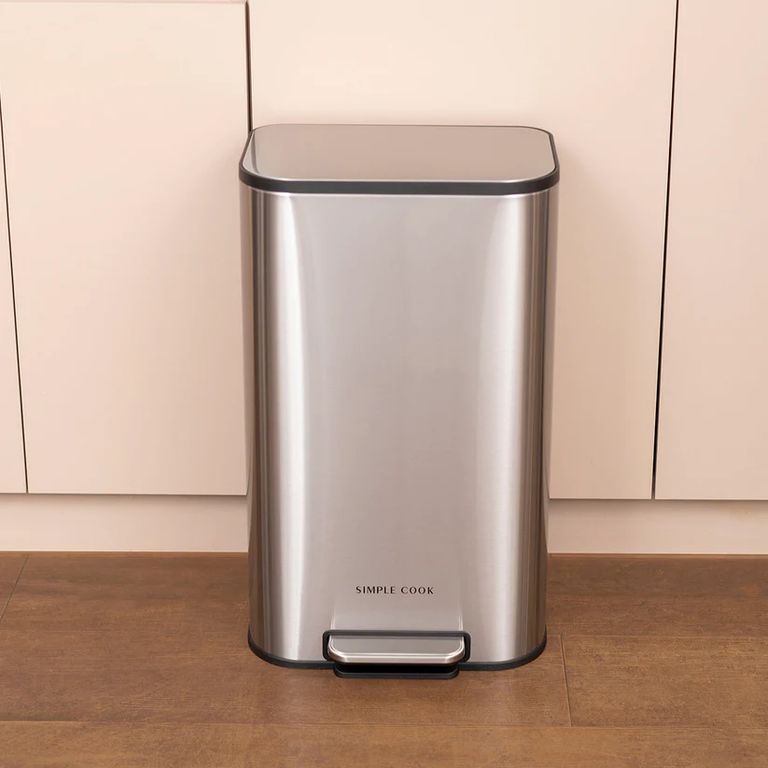 Basurero con Pedal Mate y Acabado Anti Huellas 30 Lts Simple Cook ...