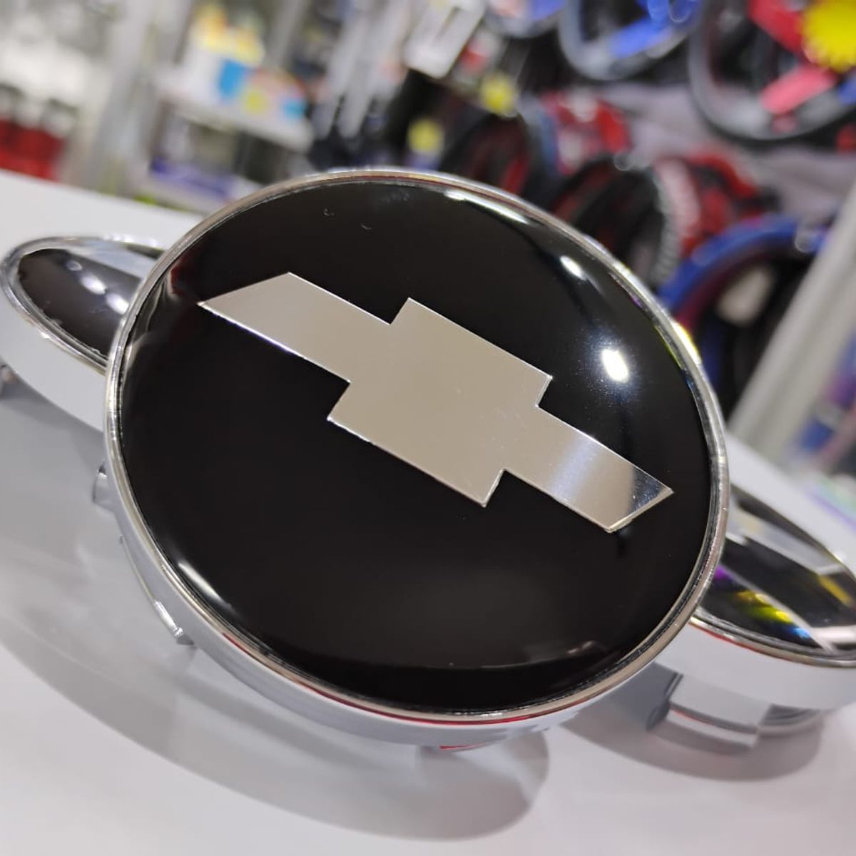 GENERICO X4 Tapas centro de llantas de auto tunning CHEVROLET NEGRO CON ...