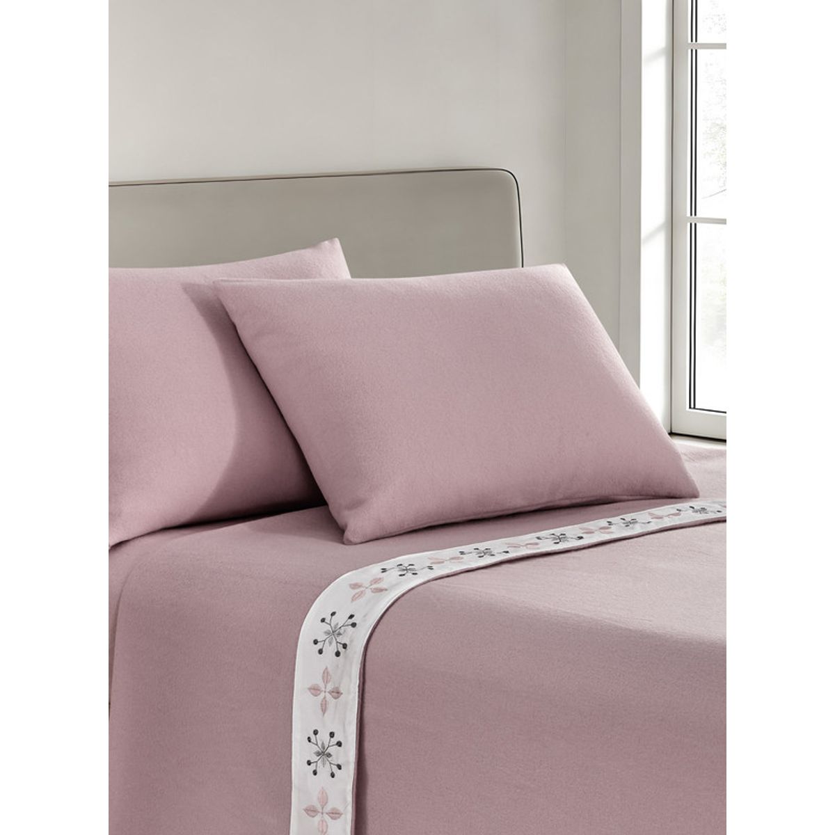 ANDES SÁBANA ANDES POLAR BORDADA GEO ROSA KING | Falabella Chile