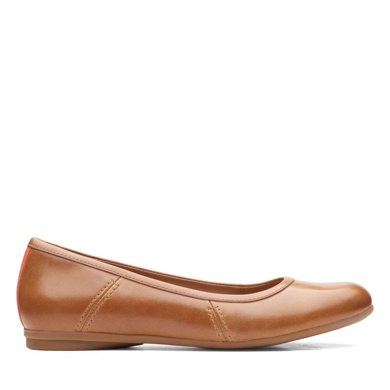 CLARKS Ballerina Mujer Cuero Café Clarks | falabella.com
