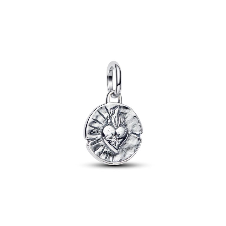 PANDORA Charm Medallón Con Corazón Mujer Pandora | Falabella Chile