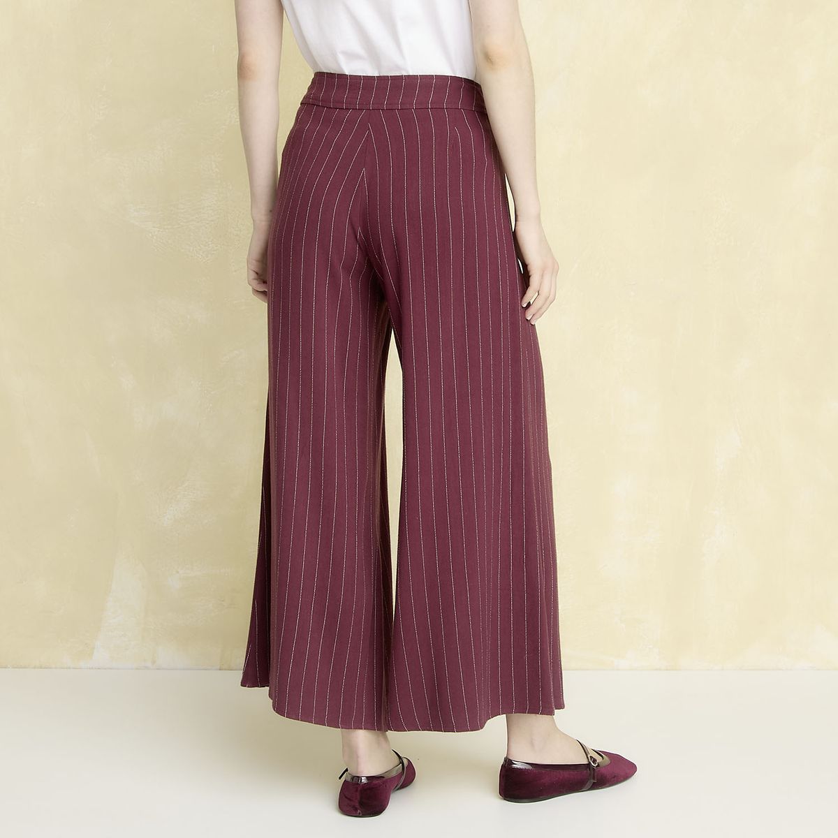 UNIVERSITY CLUB Pantalón Classic Fit Tiro Alto Mujer University Club ...