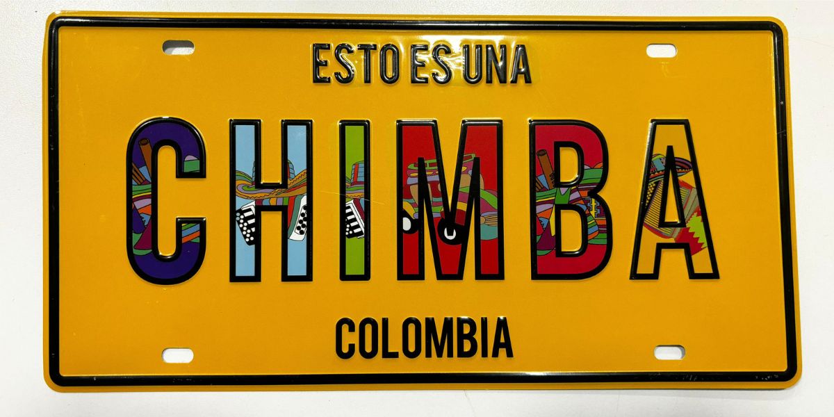PLACA DECORATIVA DE AUTO-COLOMBIA GENERICO | falabella.com