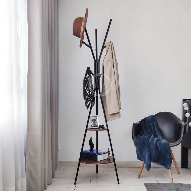 Perchero en acero con entrepaños en madera marca induhogar INDUHOGAR ...