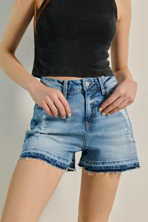 KOAJ Short azul claro en jean con tiro alto, bordes deshilad Short azul ...