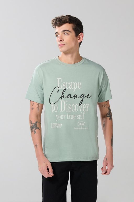 KOAJ Camiseta manga corta unicolor con estampado en frente Hombre KOAJ ...