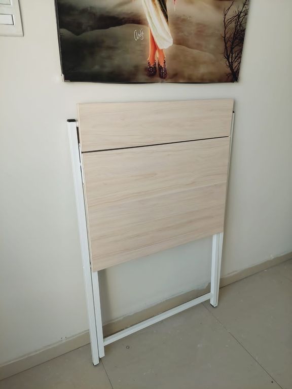 Escritorio plegable color manzano con estructura blanca | Sodimac Perú
