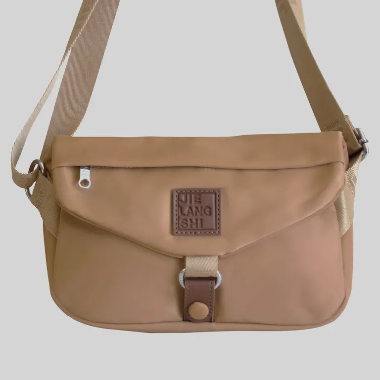 BOLSO MORRAL CASUAL CON BROCHE IMPERMEABLE - AMIGO SECRETO GENERICO ...