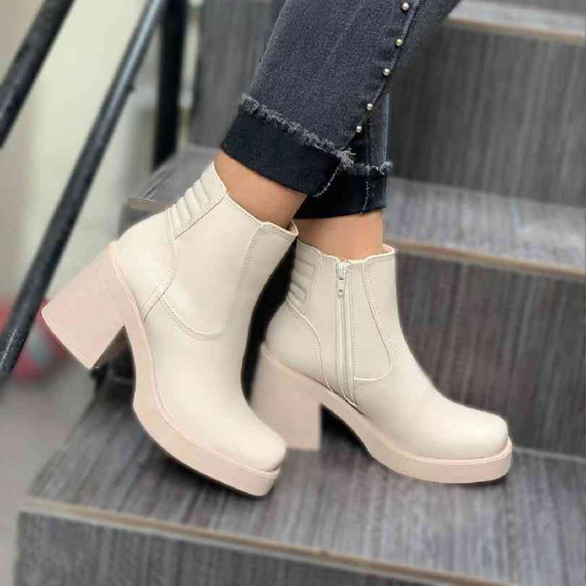 Botin Mujer Punta Cuadrada Avaricia Taco 7 1022-65 Color Hueso GENERICO ...