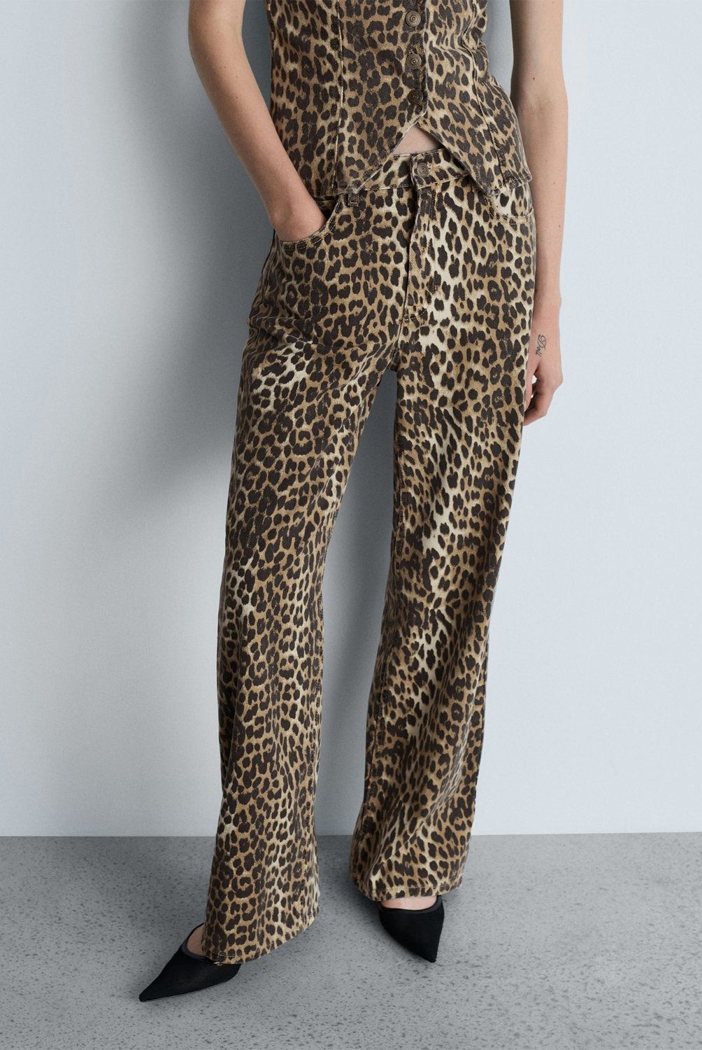 Jean Leopardo Straight 100% Algodón Mujer Mango MANGO | falabella.com