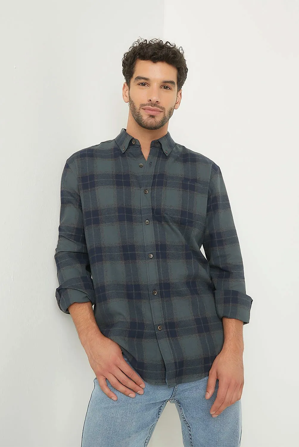 Camisa Manga Larga Hombre Regular Fit NEWPORT | falabella.com