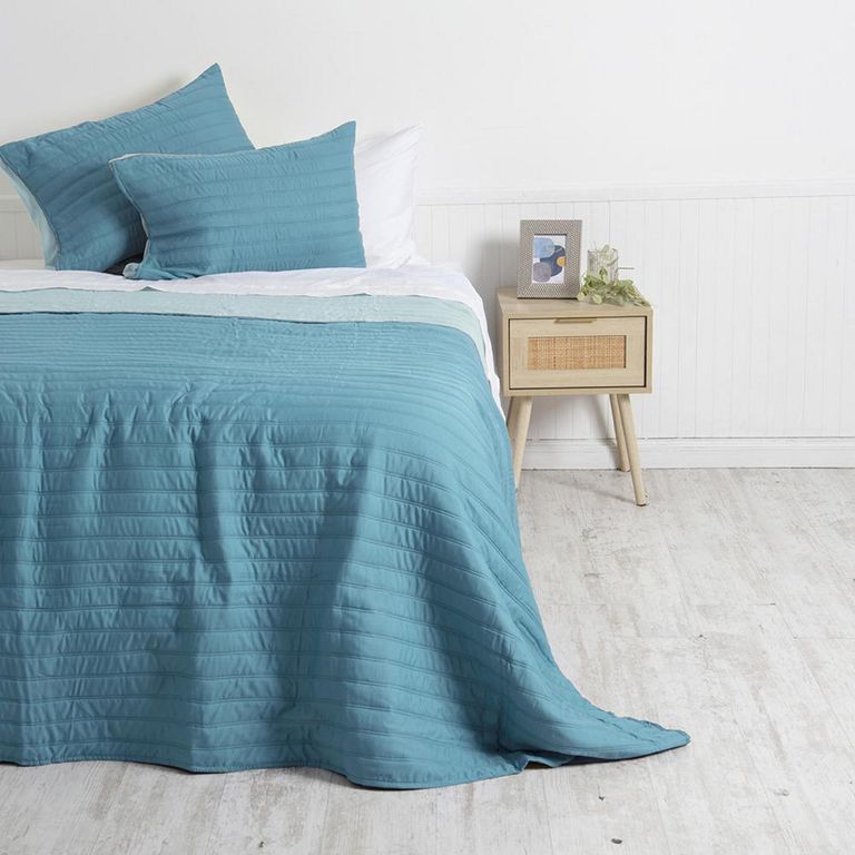 MASHINI - Quilt 2 plazas Liso | Ofertitas