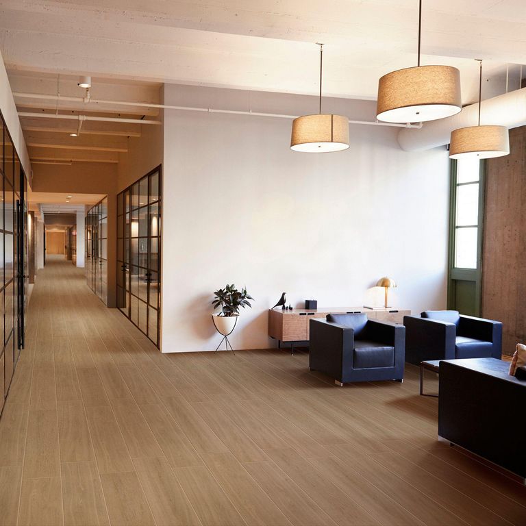 Piso Porcelanato Rectangular Chicago Beige 19.5x88cm Caja 1.03 m2 ...