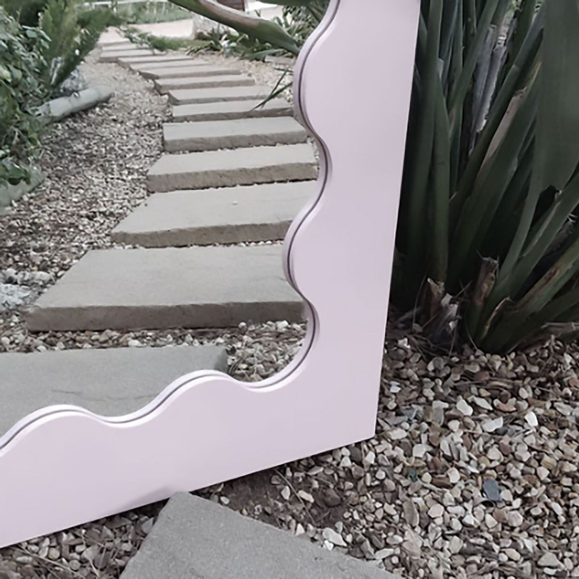 Espejo Ondulado Interno - Rosado - 55 x 75 Cm Homus - Homecenter.com.co