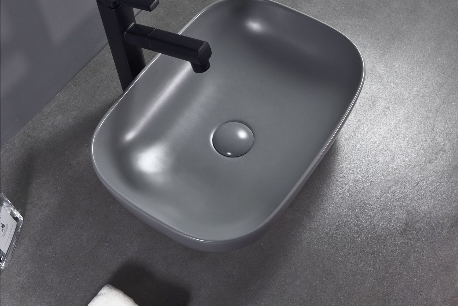 Lavamanos Cerámico Ovalado Gris Sensi Dacqua - Homecenter.com.co
